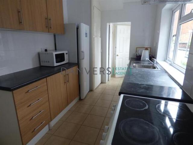 4 bedroom terraced house for rent in Noel Street, Leicester, LE3 0DS, LE3