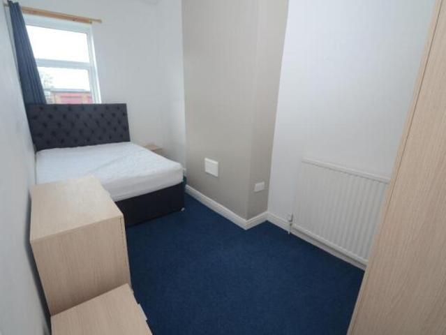 4 bedroom terraced house for rent in Norfolk Street, Salford, M6