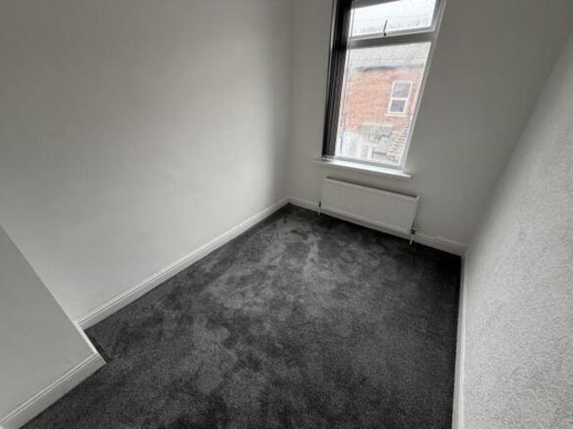 4 bedroom terraced house for rent in Naburn Street, Manchester, M13