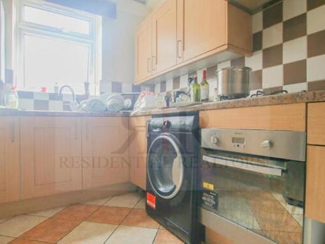 4 Bedroom Terraced House For Rent In New Kent Road, London