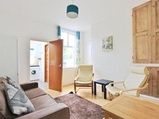 4 bedroom terraced house for rent in Neill Road, Sheffield, S11 8QH, S11