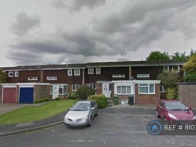 4 bedroom terraced house for rent in Solent Close Chandler s Ford Eastleigh SO53