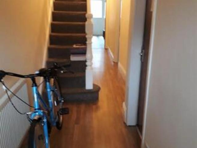 4 bedroom terraced house for rent in Scarsdale Road, Manchester, M14