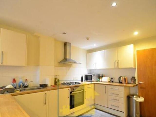 4 Bedroom Terraced House For Rent In Selly Oak, Birmingham