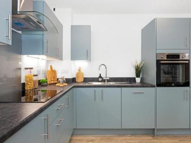 4 bedroom terraced house for rent in Shetland Drive, Milton Keynes, Buckinghamshire, MK8