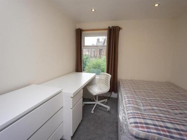 4 bedroom terraced house for rent in Shoreham Street, City Centre, Sheffield, S1