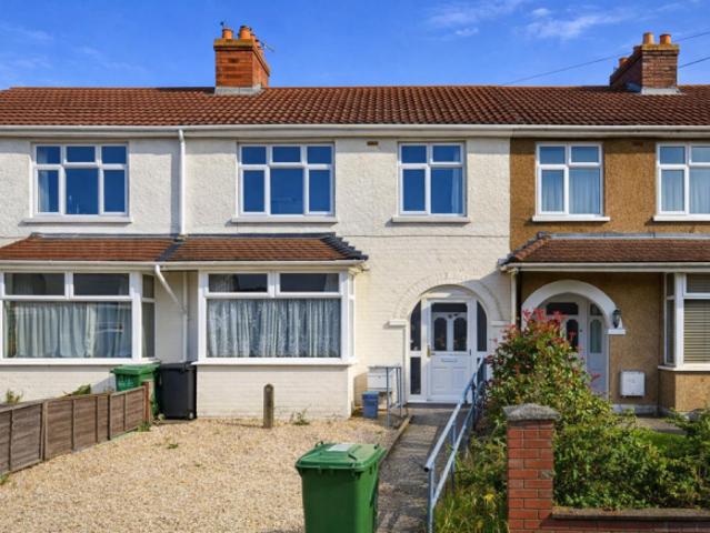 4 bedroom terraced house for rent in Sixth Avenue, Bristol, BS7