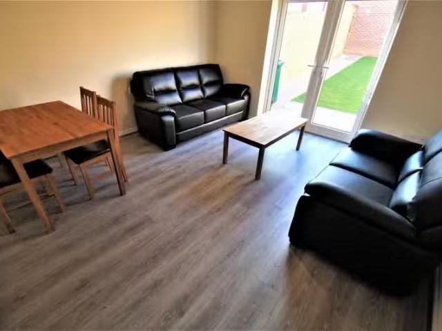 4 bedroom terraced house for rent in Signals Drive, Coventry.