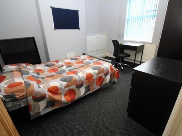 4 bedroom terraced house for rent in *STUDENT HOUSE 4 BED* Newland Street West, Lincoln, Lincolnshire, LN1