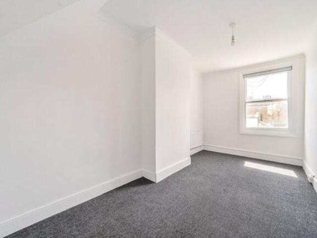 4 bedroom terraced house for rent in St Georges Road, Brighton, BN2