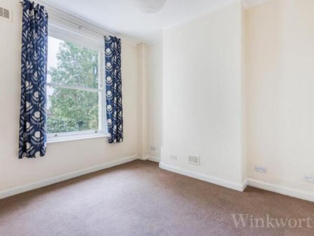 4 bedroom terraced house for rent in St Donatts Road, New Cross, London, SE14
