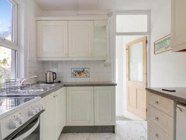 4 bedroom terraced house for rent in St Johns Road, Lower Weston, BA1