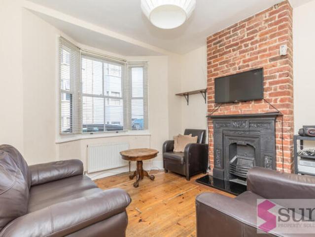 4 bedroom terraced house for rent in St Martins Place, Brighton, BN2