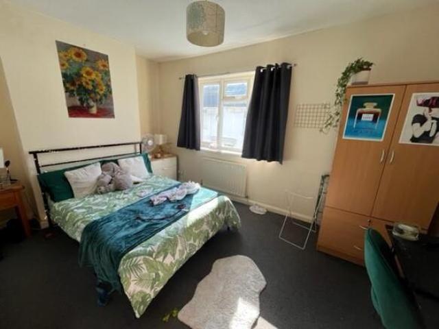 4 bedroom terraced house for rent in St. Pauls Street, Brighton, BN2