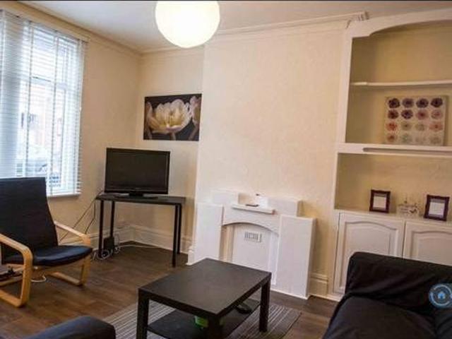4 bedroom terraced house for rent in Stanley Street Derby DE22