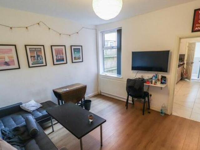 4 Bedroom Terraced House For Rent In Stoke