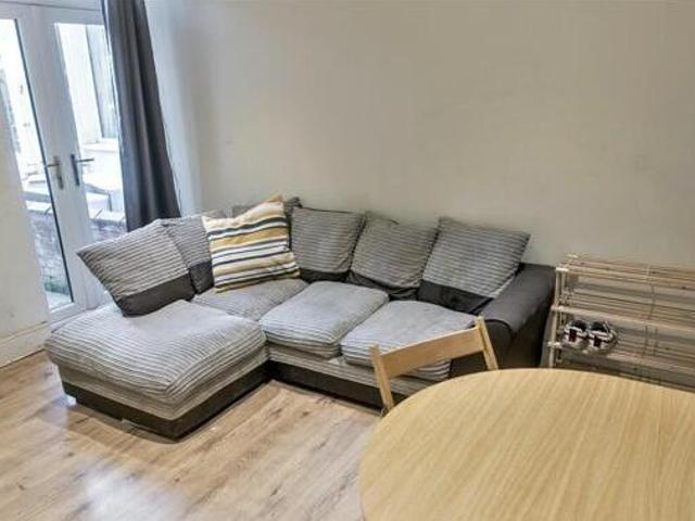 4 Bedroom Terraced House For Rent In Stoke