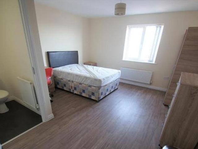 4 Bedroom Terraced House For Rent In Stoke, Coventry