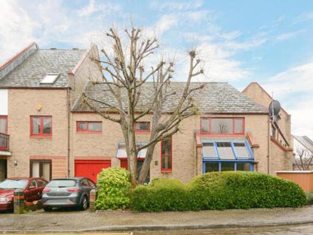 4 Bedroom Terraced House For Rent In Surrey Quays