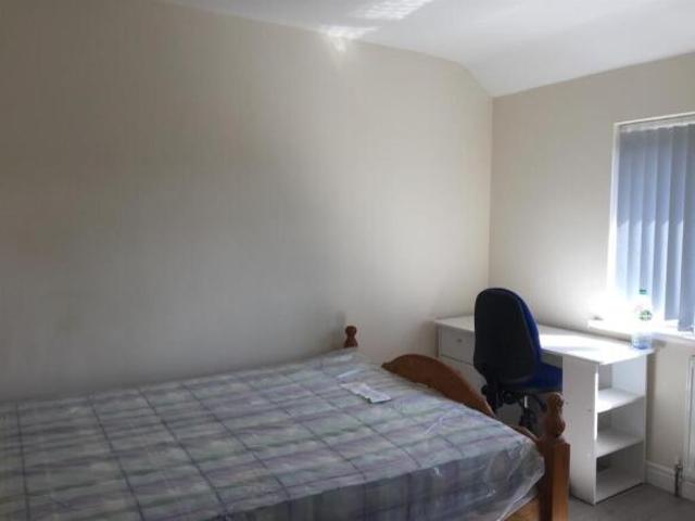 4 bedroom terraced house for rent in Poole Crescent, Harborne, Birmingham, B17