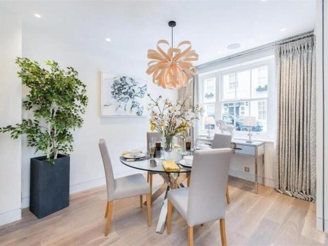 4 bedroom terraced house for rent in Pavilion Road, London, SW1X
