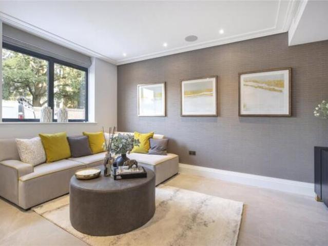 4 bedroom terraced house for rent in Park View, Parkside, Wimbledon, London, SW19