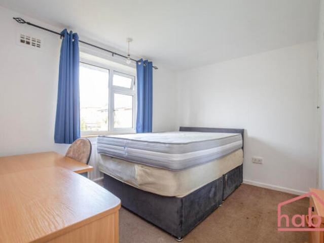 4 bedroom terraced house for rent in Peckover Road, Norwich, NR4
