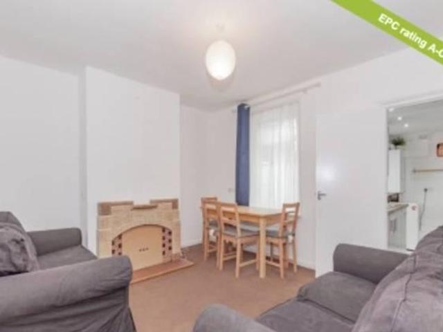 4 bedroom terraced house for rent in Percy Street East Oxford Oxford OX4
