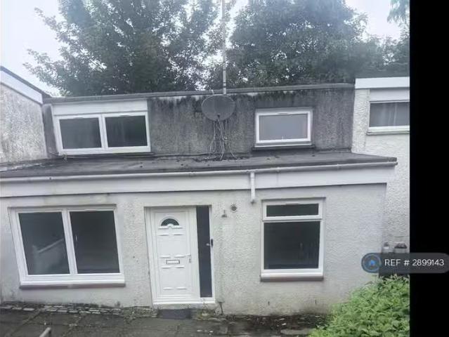 4 bedroom terraced house for rent in Pine Place, Glasgow, G67
