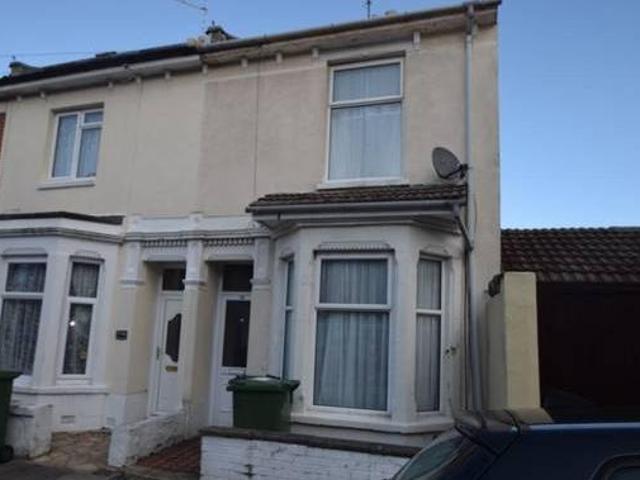 4 bedroom terraced house for rent in Pretoria Road Southsea PO4