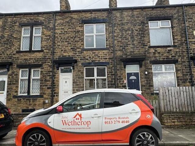 4 Bedroom Terraced House For Rent In Pudsey, West Yorkshire