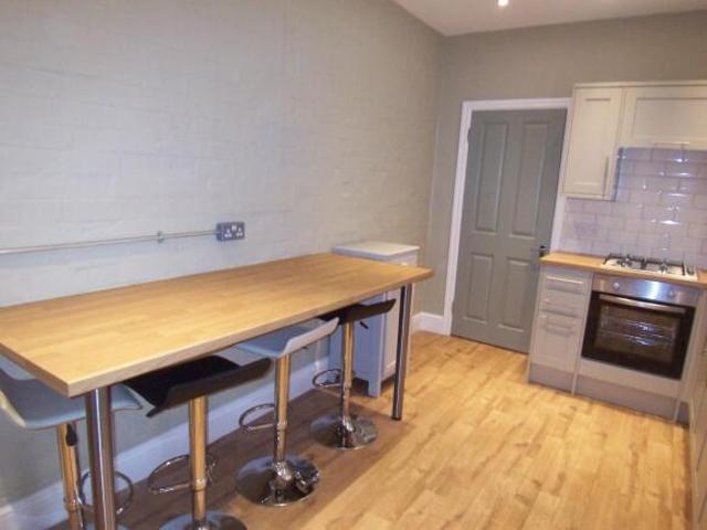 4 bedroom terraced house for rent in Queensland Avenue, Chapelfields, Coventry, West Midlands, CV5 8FE, CV5