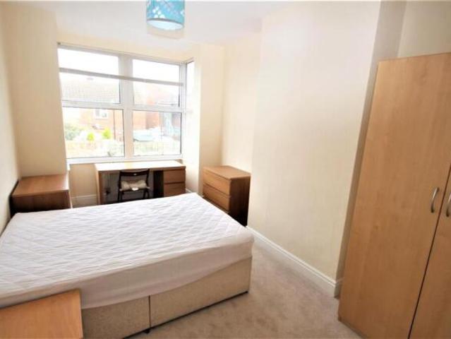 4 bedroom terraced house for rent in Rochester Road, Southsea, PO4
