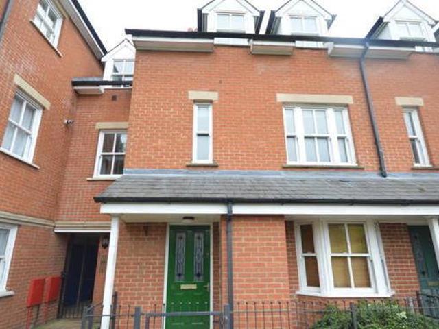 4 bedroom terraced house for rent in Ravensworth Gardens Cambridge CB1