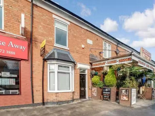 4 bedroom terraced house for rent in Raddlebarn Road, Selly Oa.