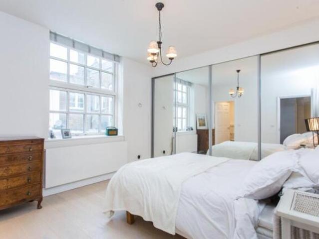 4 bedroom terraced house for rent in Redhill Street, Regents Park, NW1