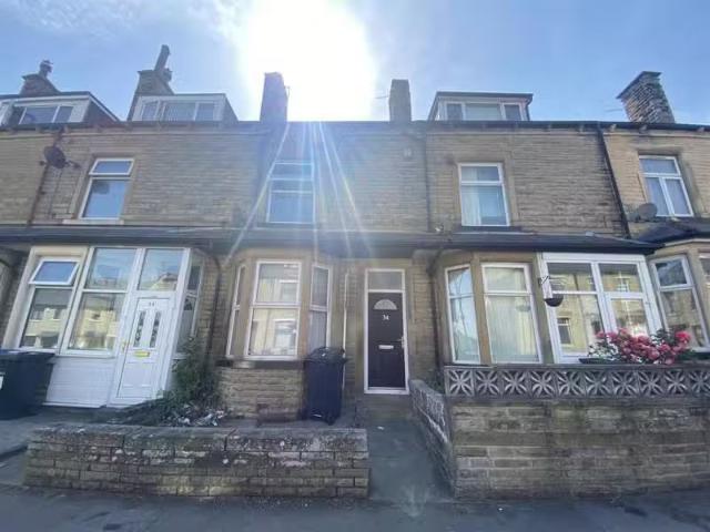 4 bedroom terraced house for rent in Rushton Road, BD3