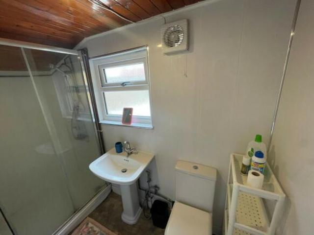 4 bedroom terraced house for rent in Woodbridge Road, Ipswich, Suffolk, IP4