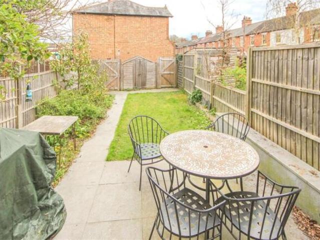 4 bedroom terraced house for rent in Woodstock Road South, St. Albans, AL1 4QH, AL1