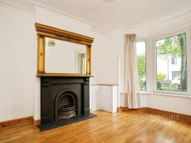 4 bedroom terraced house for rent in Wordsworth Avenue, Roath, Cardiff, CF24