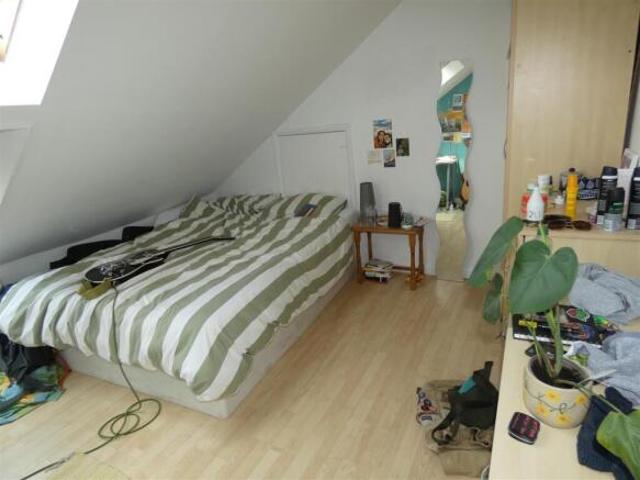 4 bedroom terraced house for rent in Warwick Street, Newcastle Upon Tyne, NE6