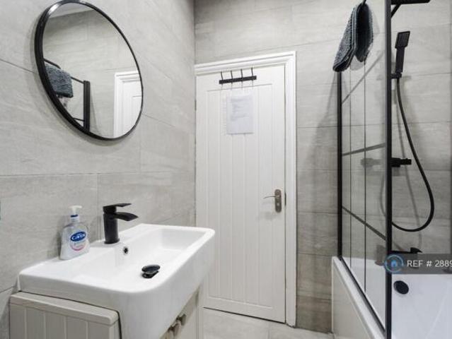 4 bedroom terraced house for rent in Wearedale Road, Liverpool, L15