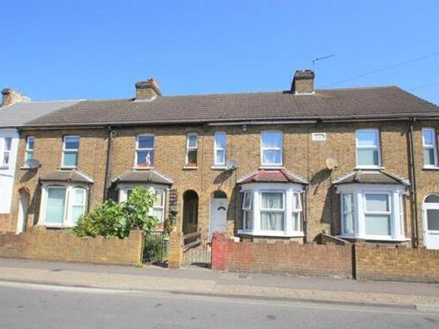 4 Bedroom Terraced House For Rent In West Drayton