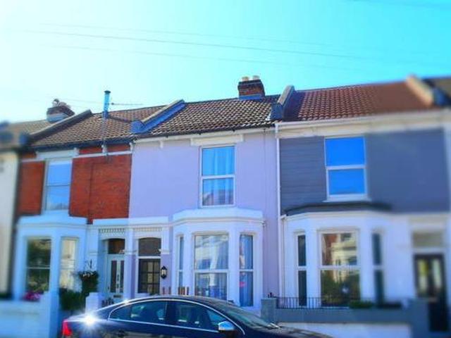 4 bedroom terraced house for rent in Wheatstone Road Southsea PO4