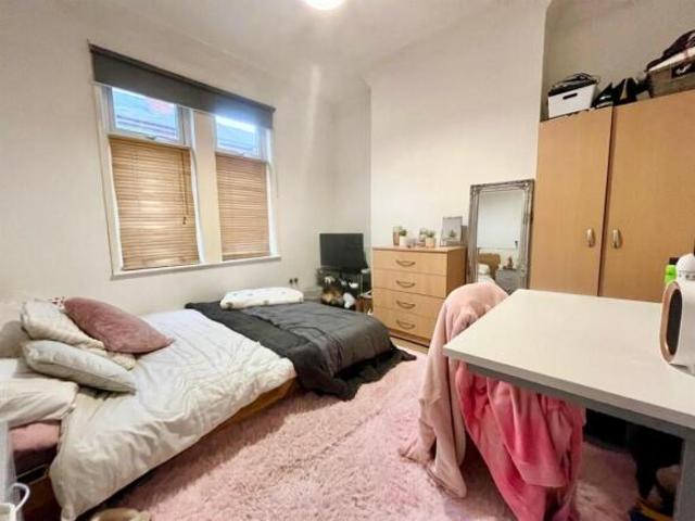 4 bedroom terraced house for rent in Wild Street, Derby, DE1