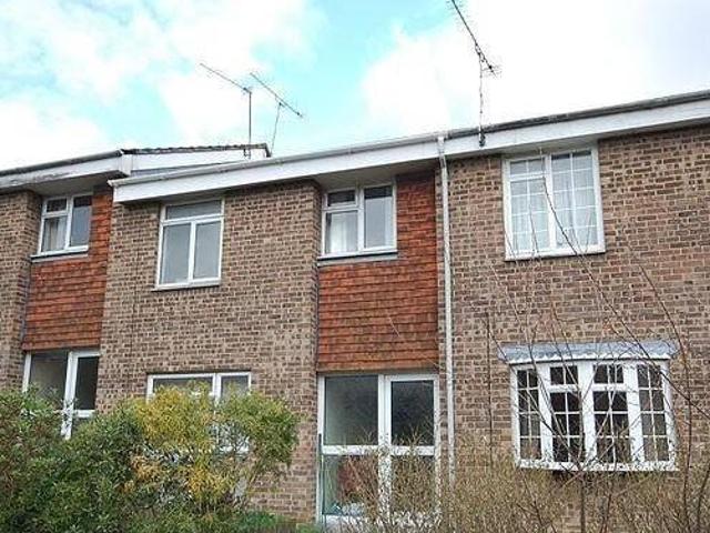 4 bedroom terraced house for rent in Winchester SO23