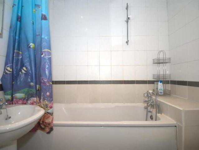 4 bedroom terraced house for rent in Thackeray, Bristol, BS7