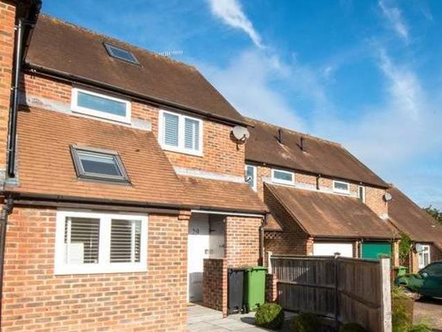 4 bedroom terraced house for rent in The Close HenleyonThames RG9