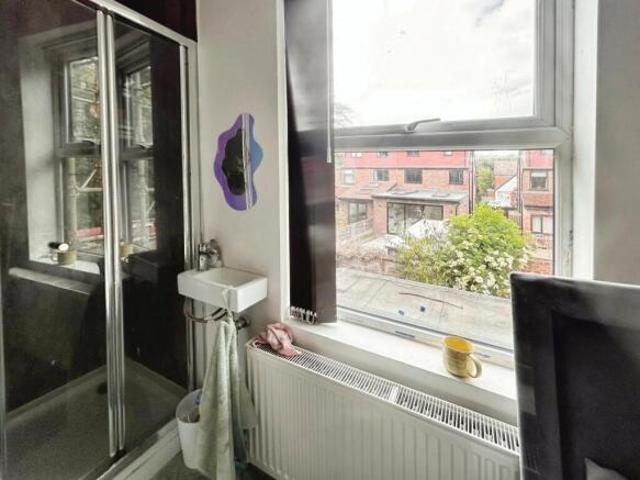 4 bedroom terraced house for rent in Thorn Grove, Manchester, Greater Manchester, M14
