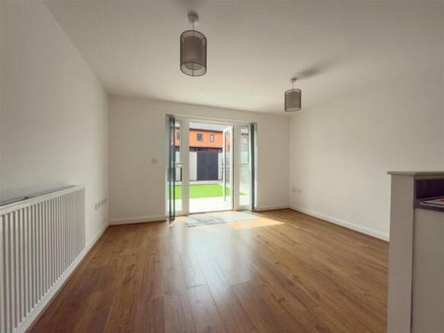 4 bedroom terraced house for rent in Tithebarn, Exeter, Devon, EX1